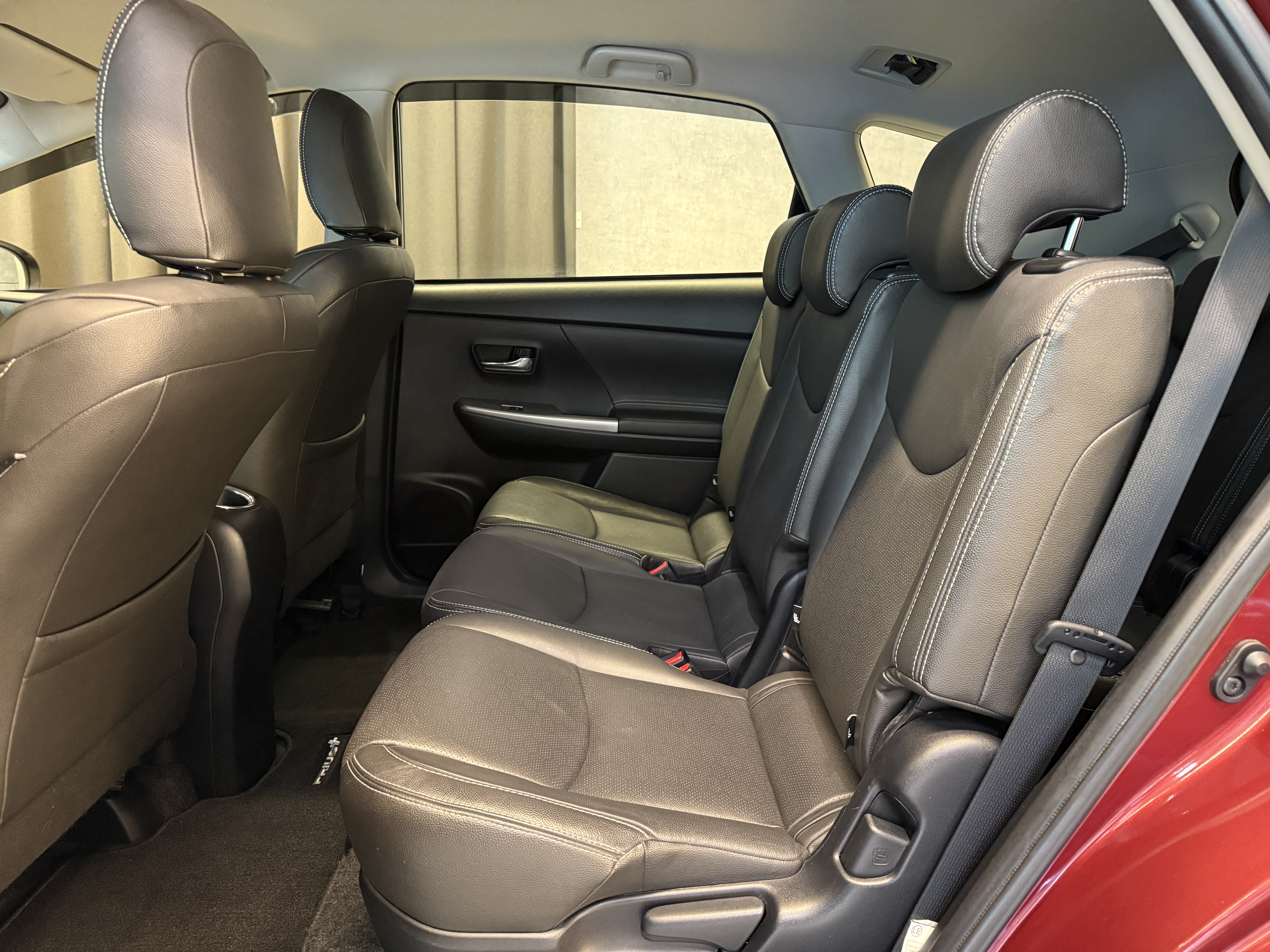 Used Toyota Prius Plus Hybrid 1.8A - Certified Pre-Owned | Inchcape Pre ...